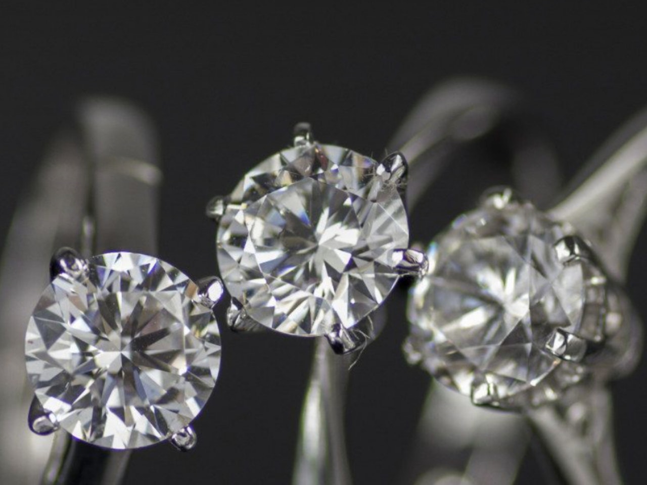 Discover MADE Diamonds Ethical Engagement Rings